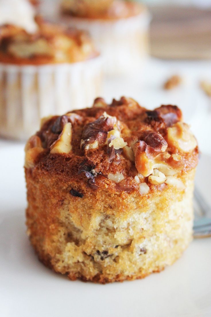 Really, Really Moist Banana Sponge Cake Muffins - Foodelicacy