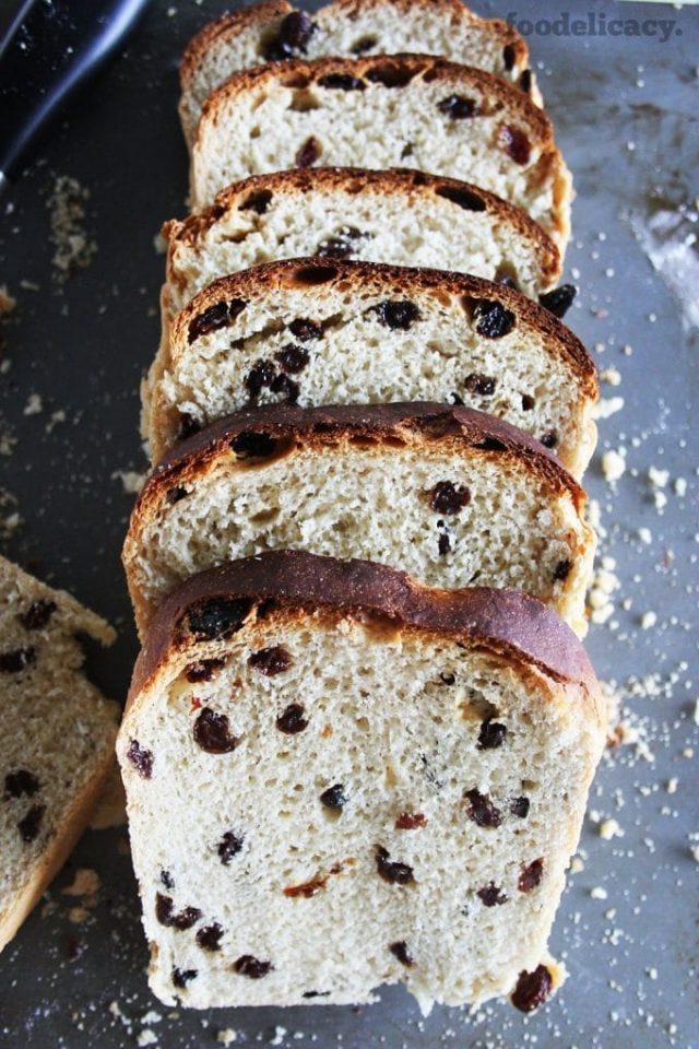 Welsh "Speckled" Bread (Bara Brith) | foodelicacy