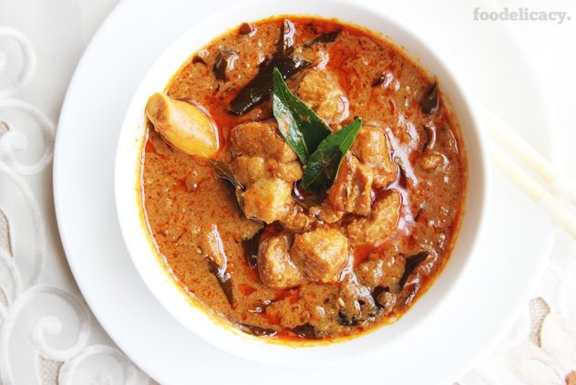 Assam Pork Curry {Pork Curry with Tamarind Juice} | Foodelicacy