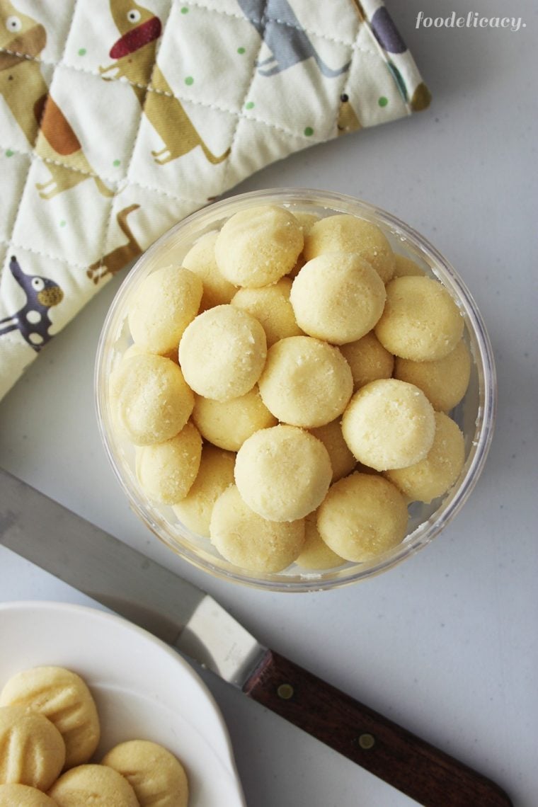 Sugee Cookies - Makes Melt-in-Your-Mouth Magic! | Foodelicacy