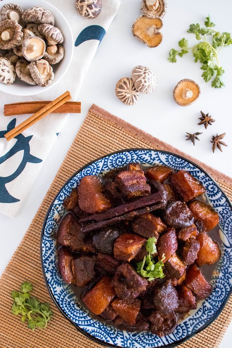 Pork Belly in Soy Sauce (Tau Yu Bak / Lou Bak) | Foodelicacy