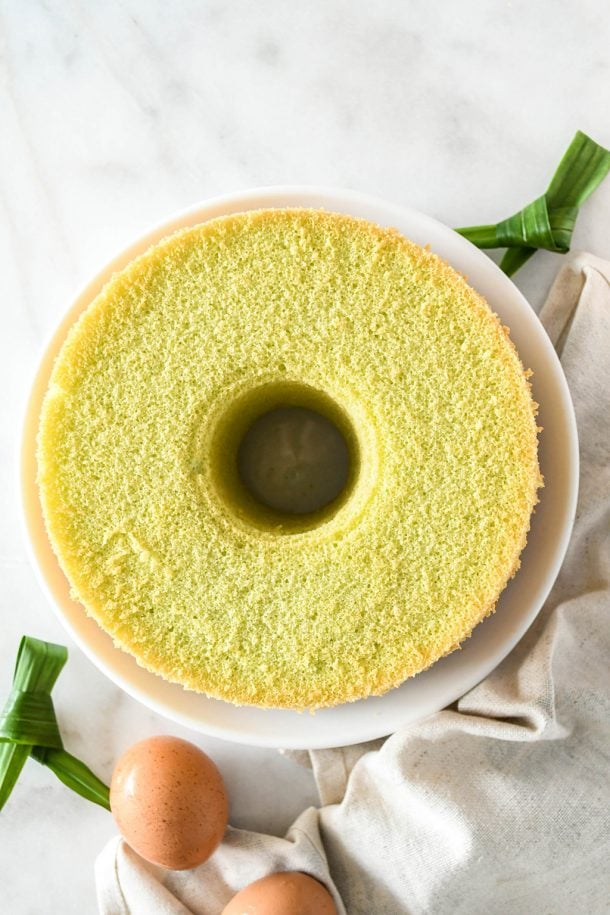 No Fail Pandan Chiffon Cake: Step-by-Step Guide {with VIDEO}
