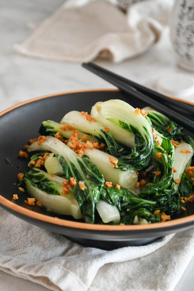 Easy Chinese Stir-fried Nai Bai with Garlic | Foodelicacy