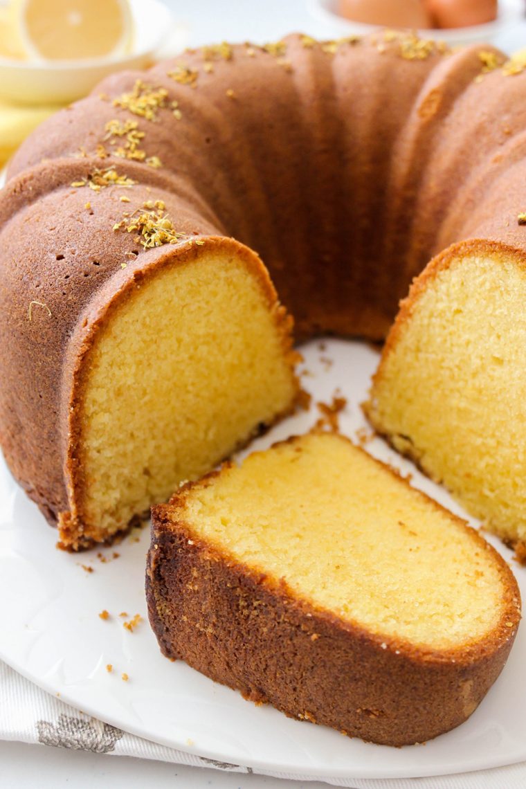 Famous Lemon Cake | Foodelicacy