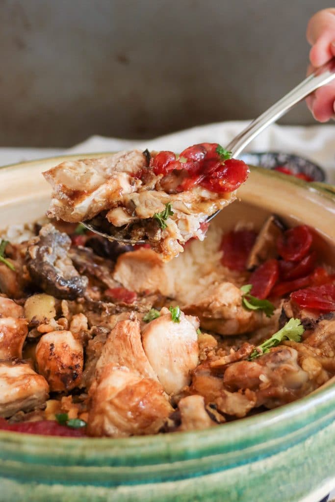 Claypot Chicken Rice {Hawker-Style} | Foodelicacy