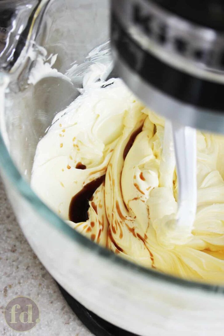 Very Rich Butter Cake {with Video} | Foodelicacy