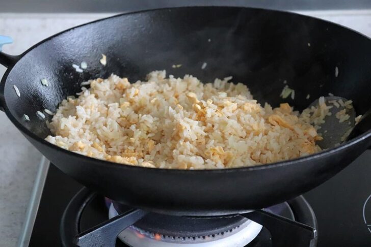 Chinese Egg Fried Rice + Top Tips for Perfect Texture {with VIDEO ...