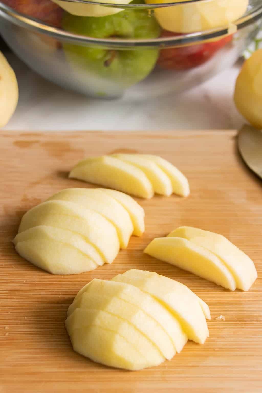 Easy Homemade Apple Pie + All Butter Pie Crust | Foodelicacy