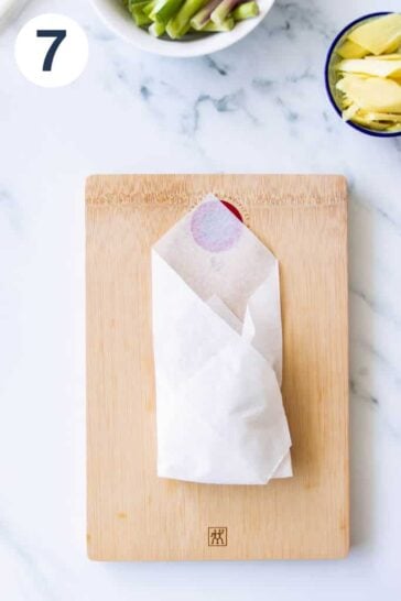 Chinese Paper-wrapped Chicken | Foodelicacy