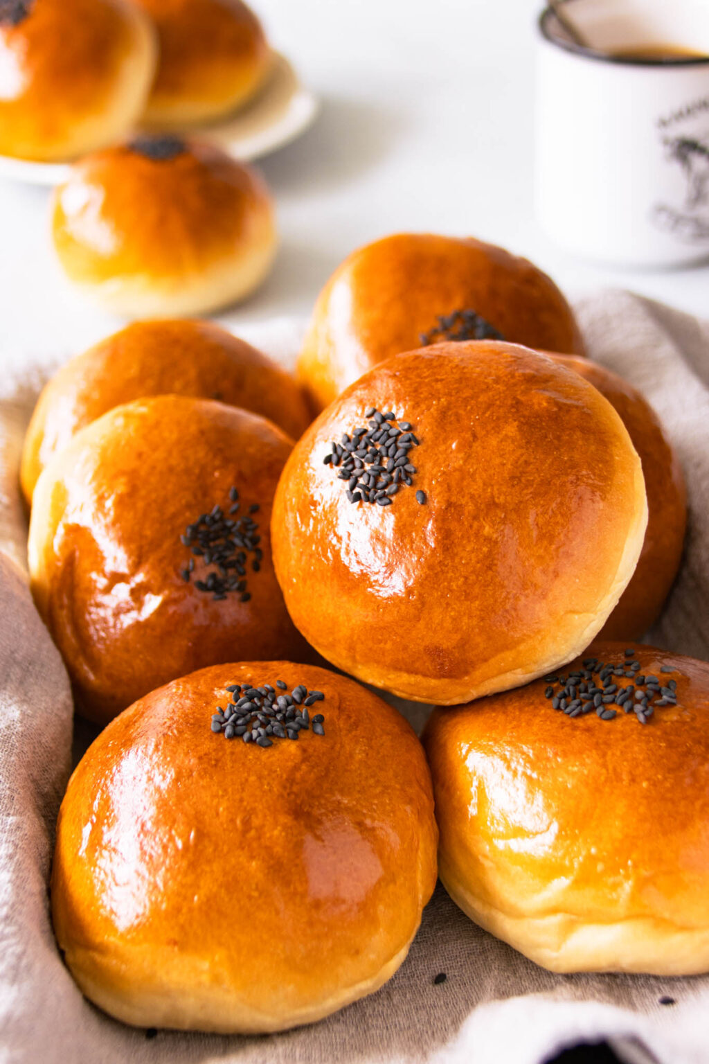 Anpan (あんパン) Japanese Red Bean Buns | Foodelicacy