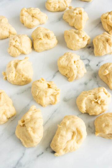 Anpan (あんパン) Japanese Red Bean Buns | Foodelicacy