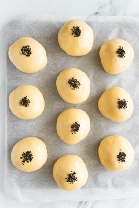 Anpan (あんパン) Japanese Red Bean Buns | Foodelicacy