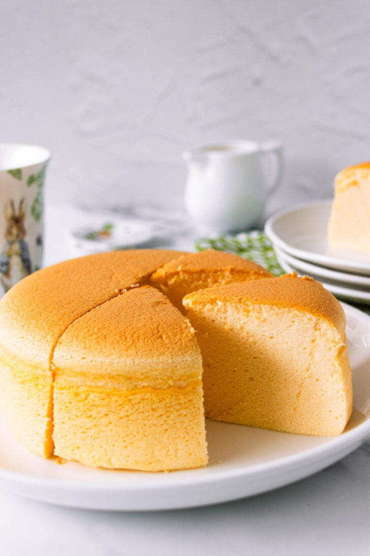 Light and Fluffy Japanese Cotton Cheesecake | Foodelicacy