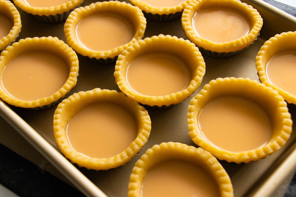 Hong Kong Egg Tarts {A Complete Guide} | Foodelicacy